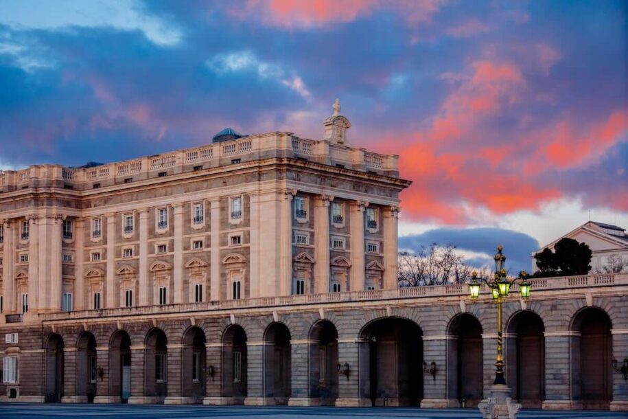 What to do and visit at the Royal Palace of madrid